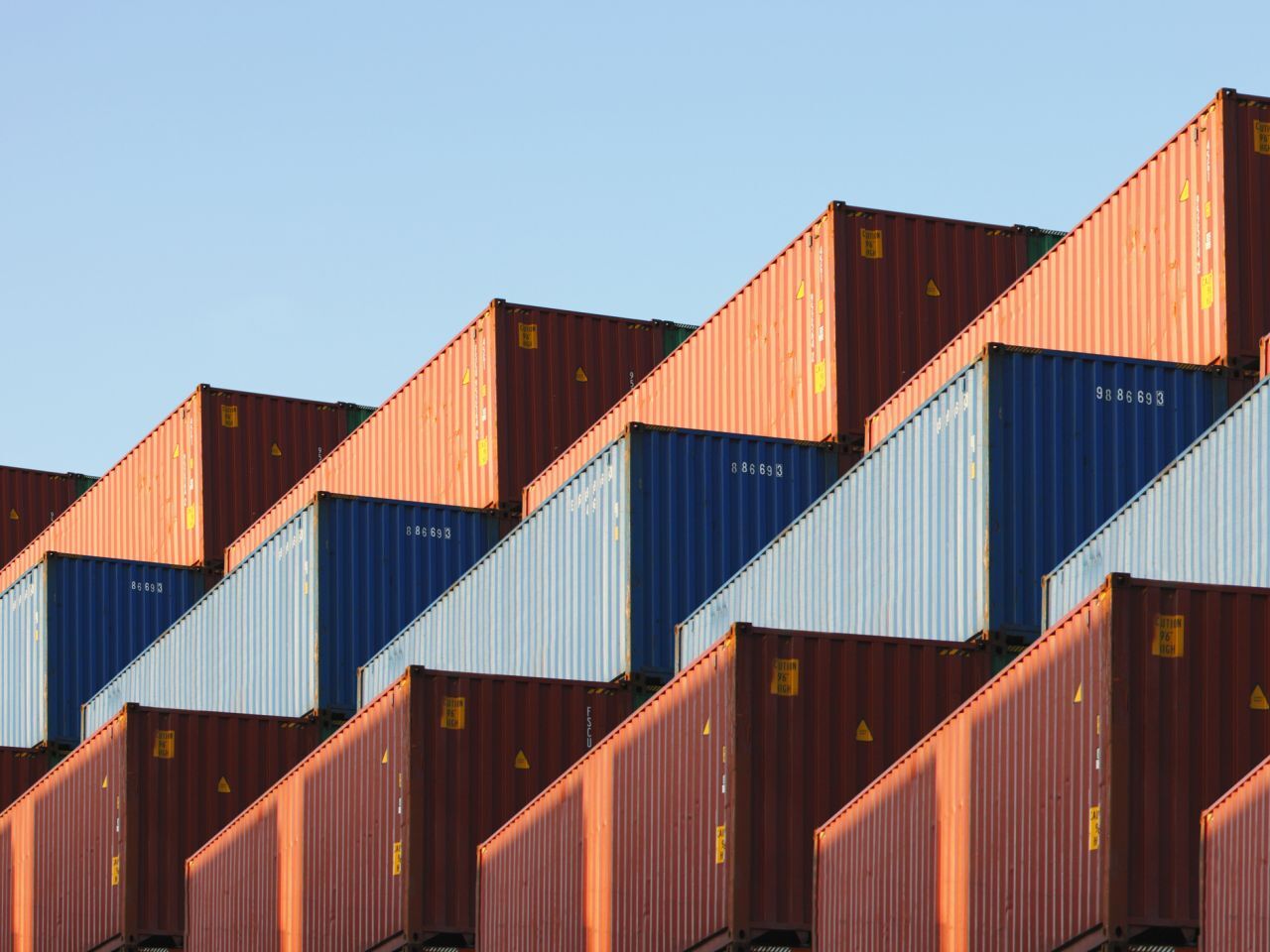 コンテナーの保護にVM関連技術を応用--「Rust」ベースの新ソリューション「Edera」 - ZDNET Japan